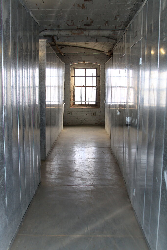 Kamyon ve ağır vasıta satış ve servis firmaları South Shore Self Storage, Inc, Chicago, foto
