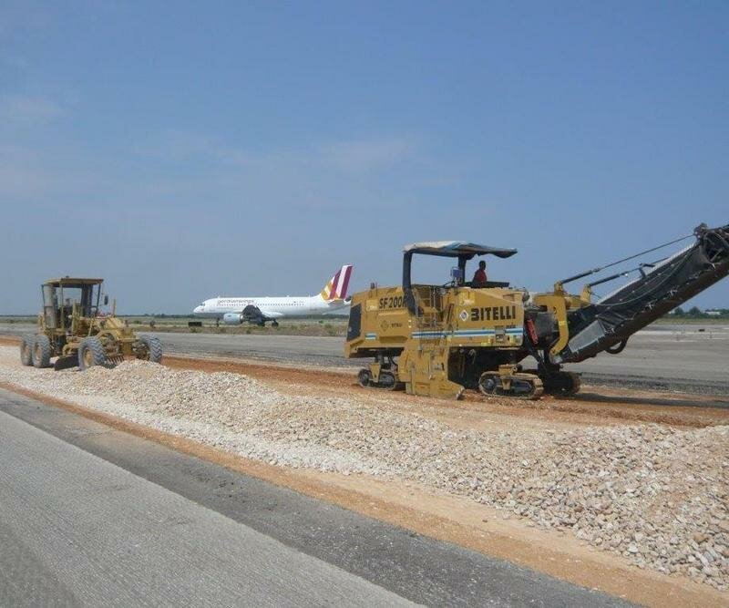Yol ve asfalt ürünleri S. I. P. A. SPA, Puglia, foto