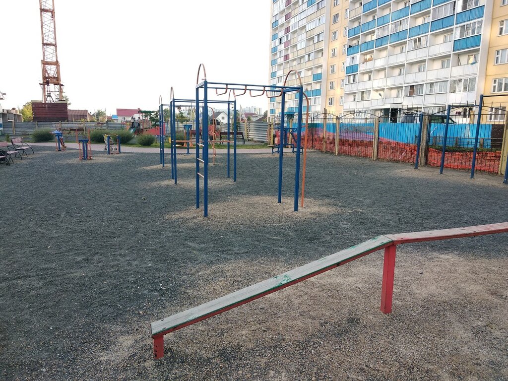 Spor alanı Тренажерная площадка, Novosibirsk, foto