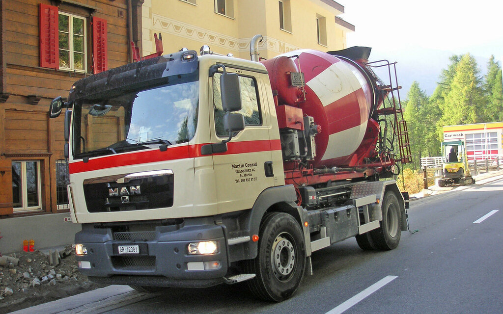 Toplu taşıma yönetimi ve bakımı Martin Conrad Transport AG, Graubunden, foto