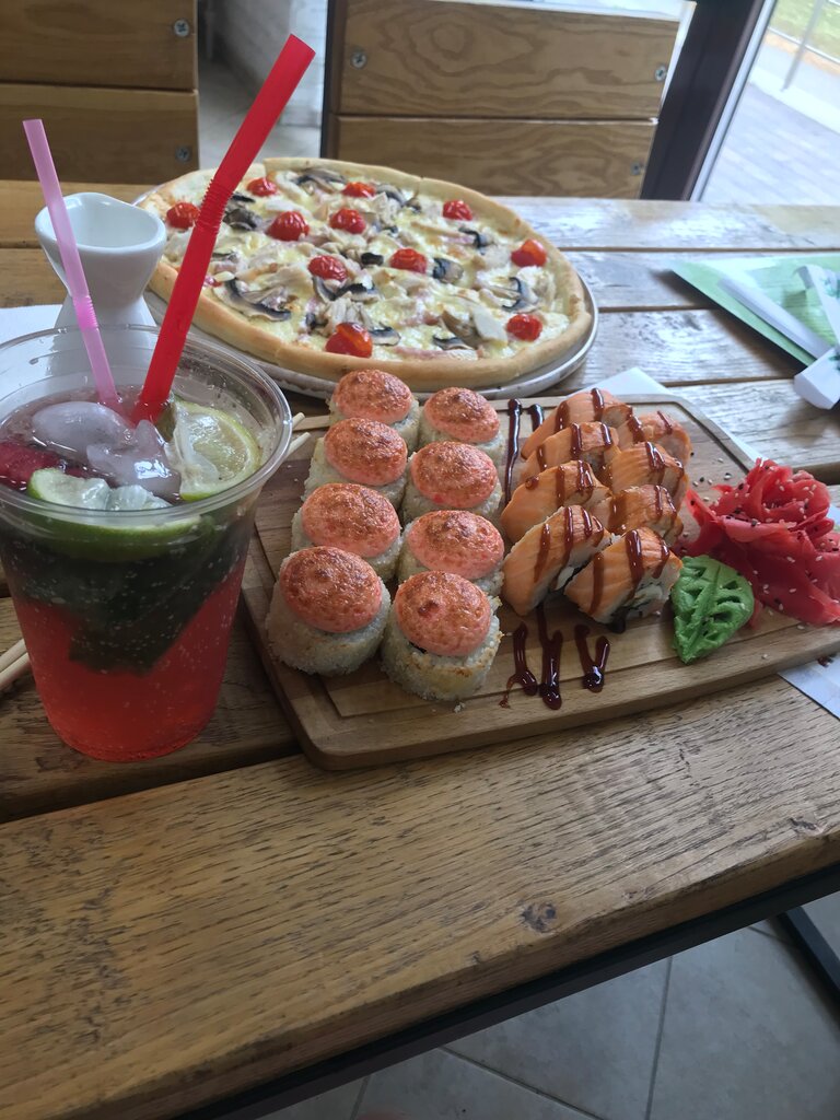 Suşi restoranı Гастро-Паб Васаби, Shebekino, foto