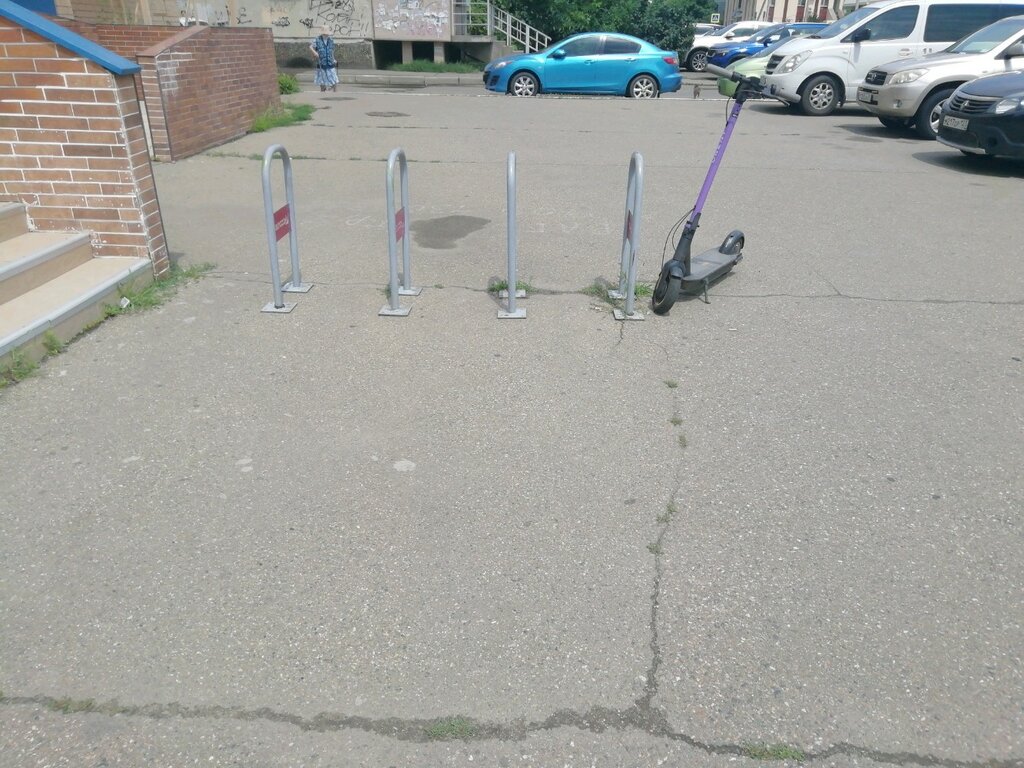 Bisiklet park yerleri Bicycle parking, Krasnodar, foto