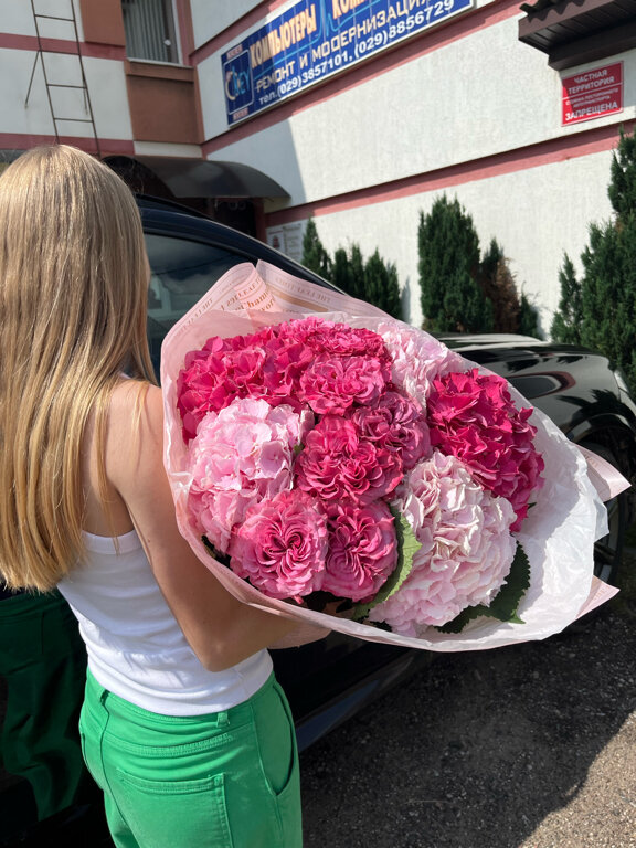 Çiçekçiler Цветочный Дворик, Grodnenskaya oblastı, foto