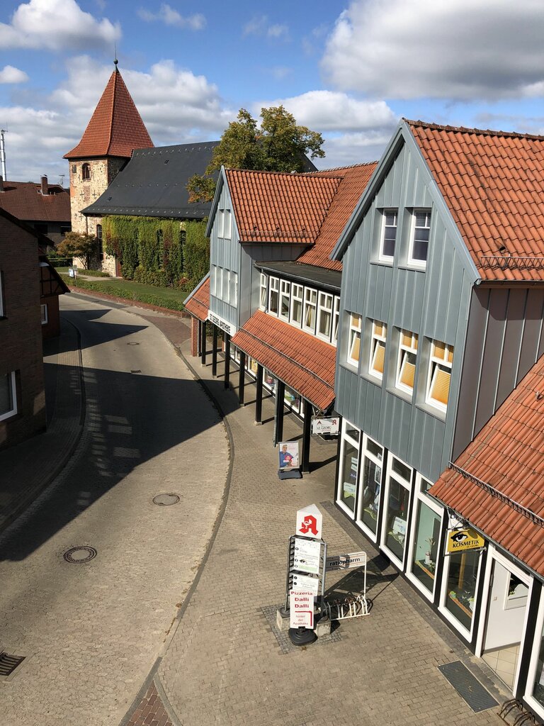 Eczaneler St. Georg-Apotheke, Aşağı Saksonya, foto