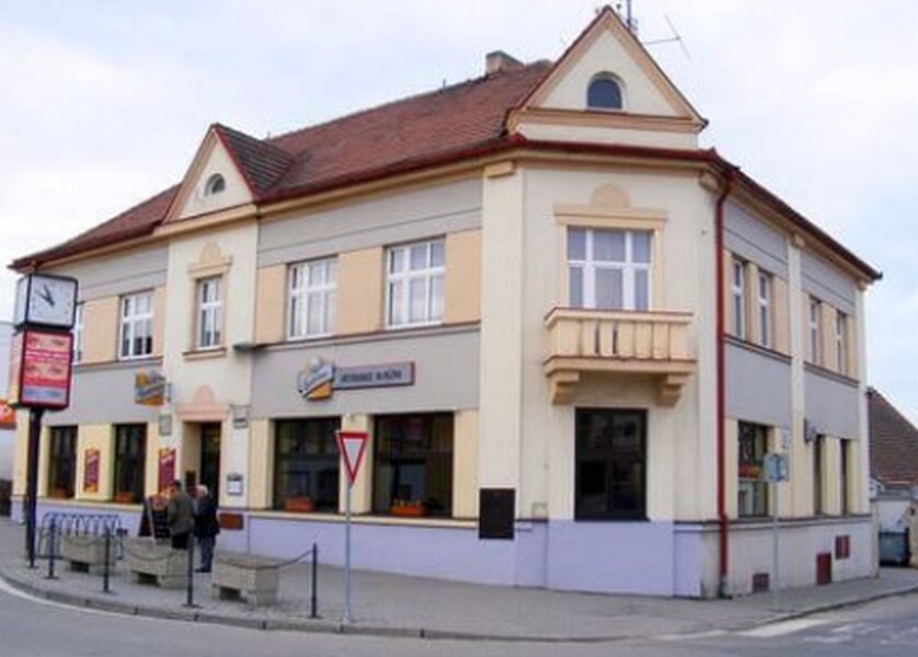 Hazır yemek teslim servisleri Restaurace a jídelna Na růžku, Güney Bohemya Bölgesi, foto