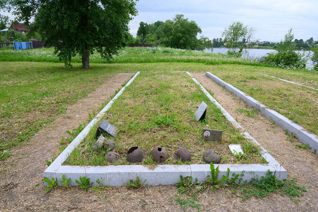 Anıt, heykel Братские могилы, Saint‑Petersburg, foto