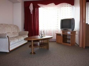 Hotel Madona (Madonas novads, Cesvaine), otel  Madona'dan