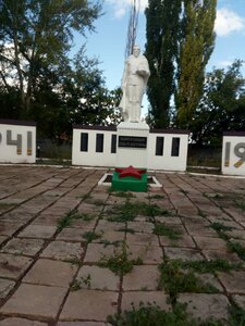 Героям Великой Отечественной войны 1941-1945 гг. (Republic of Bashkortostan, Yermekeyevskiy rayon, Vosmomartovskiy selsovet, selo imeni 8 Marta), anıt, heykel  Başkurdistan'dan