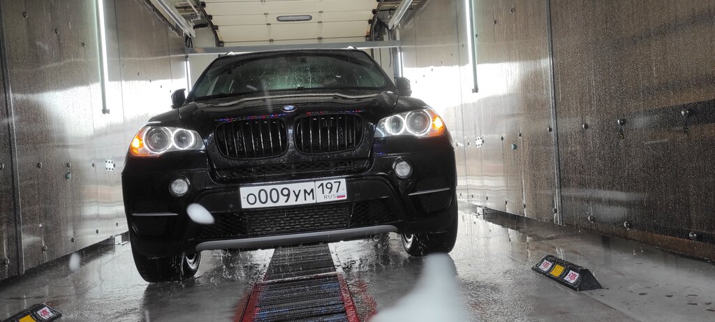 Araba yıkama ekipmanları Wash Bot, Moskova, foto