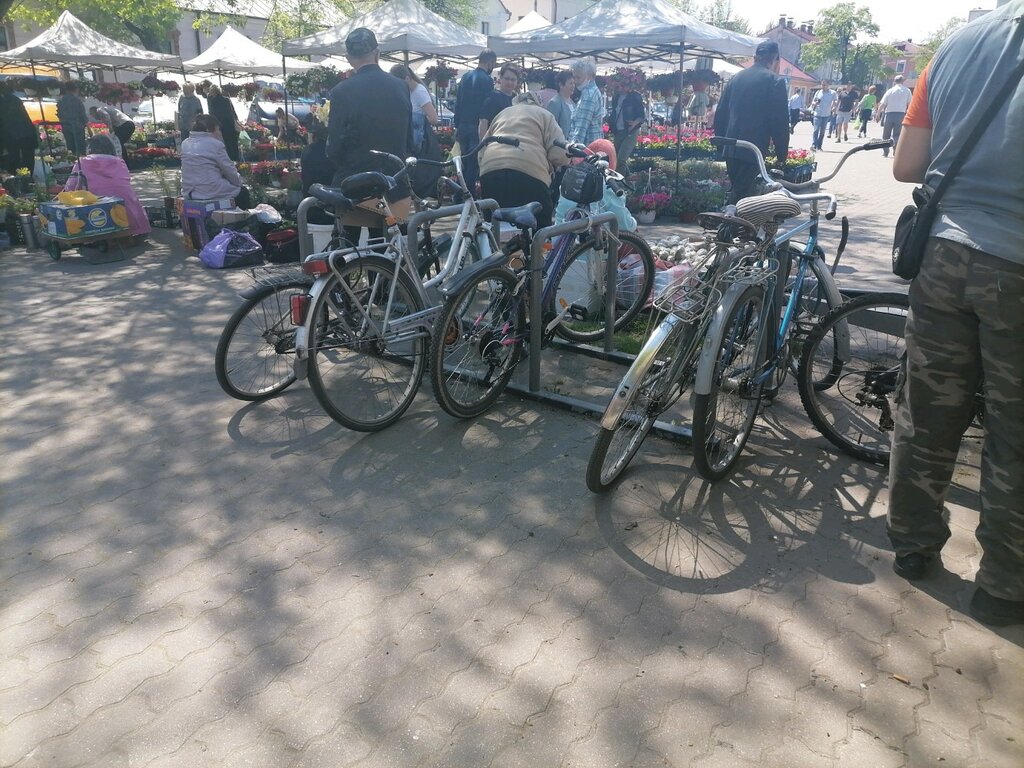Bisiklet park yerleri Bicycle stand, Brest, foto