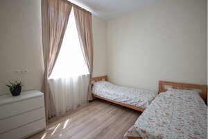 Apartment na Listovnichei (улица Листовничей No:12), otel  Feodosya'dan (Kefe'den)