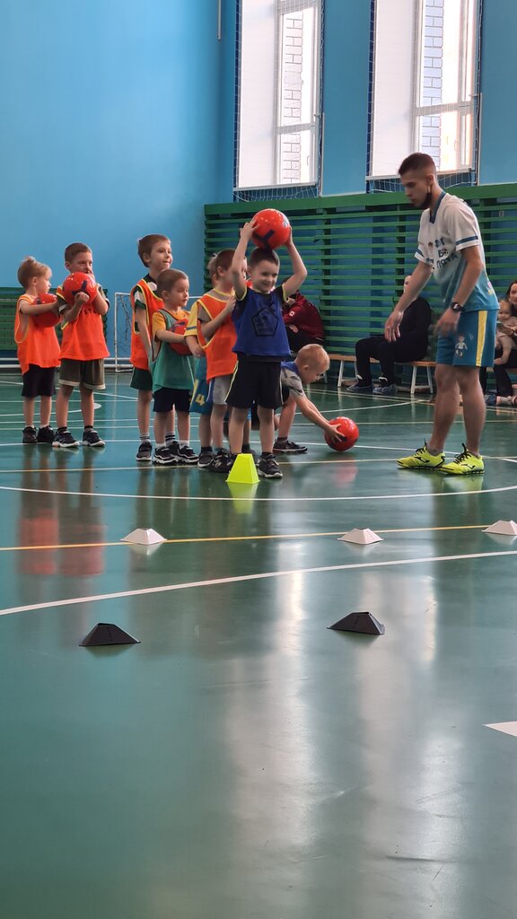 Spor kulüpleri Football Kids, Barnaul, foto