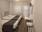 Hostal Garamar (Calle Secretari Chornet No:24, Castellón de la Plana), otel  Valensiya'dan