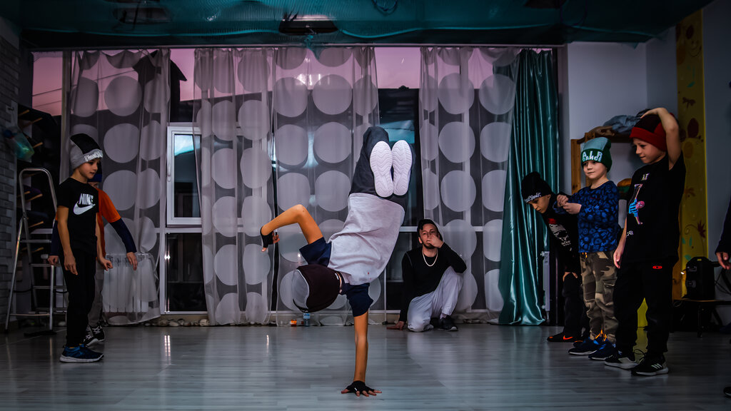 Dans okulları School Break Dance Air, Soçi, foto