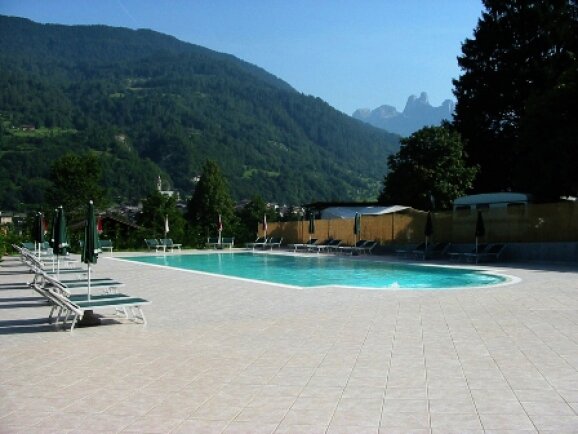 Bar Camping Calavise Pizzeria Le Peze, Trentino‑Alto Adige, foto