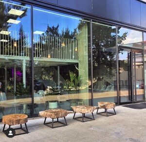 Sochi art space & glass coffee (Plastunskaya Street No:52Ж), kahve dükkanları  Soçi'den