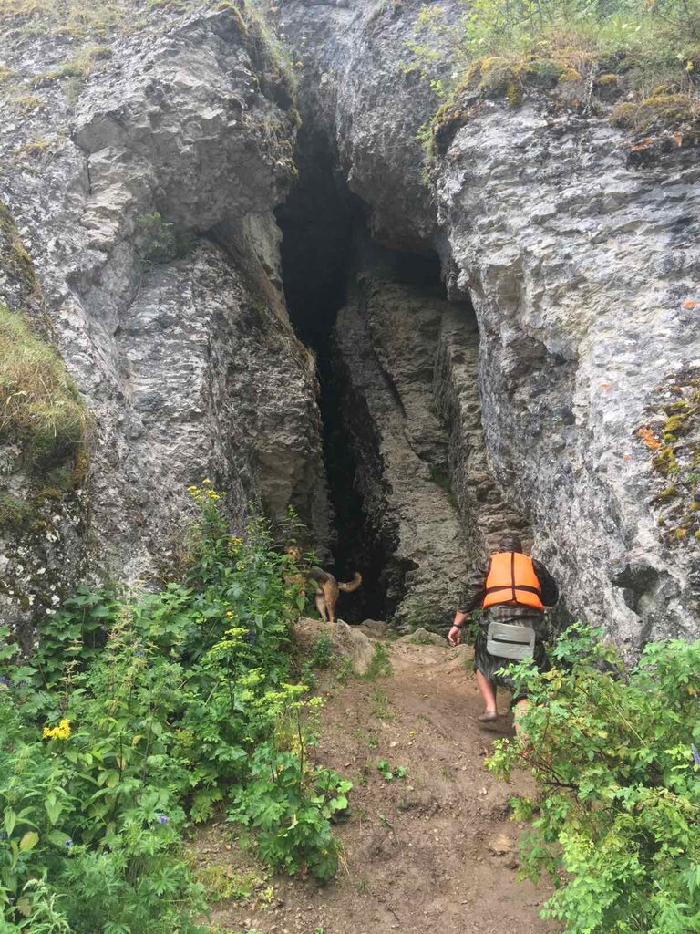 Dağ zirvesi скала Дыроватый Камень, Permski krayı, foto