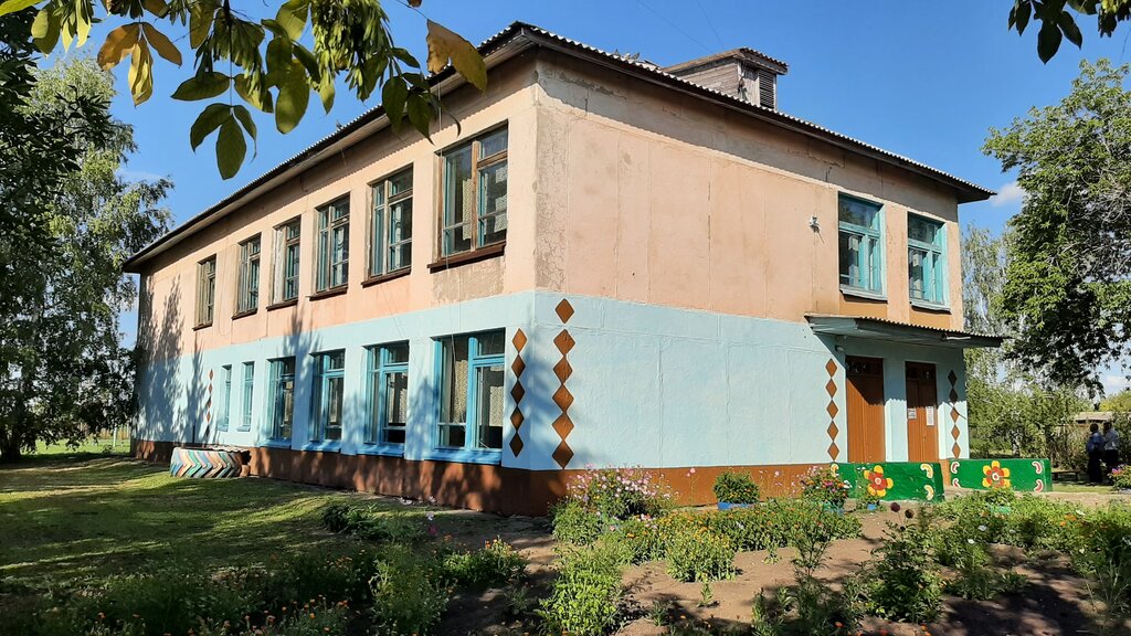 Ortaokul Нейдорфская школа Среднего Общего Образования, Omskaya oblastı, foto