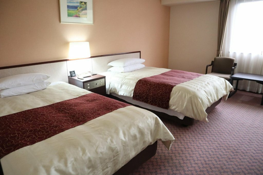 Otel Hotel Tetora Chibaminato ekimae, Chiba, foto