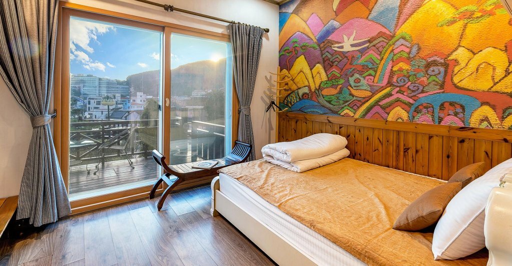 Otel Red Praha Pension, Güney Gyeongsang İli, foto