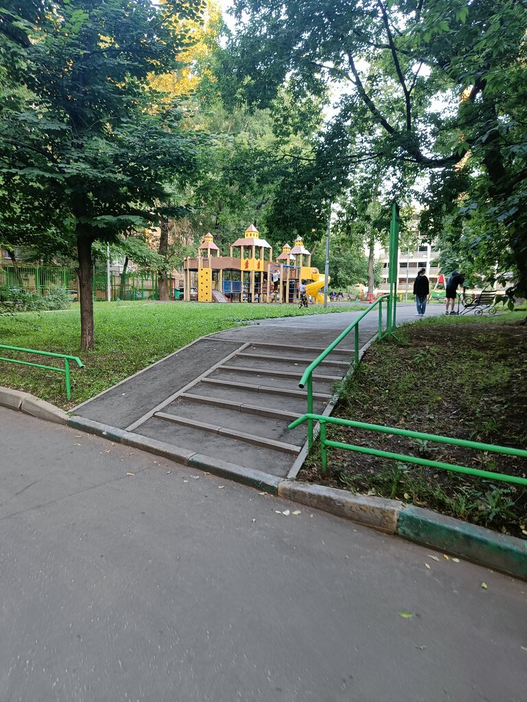 Oyun alanı Playground, Moskova, foto