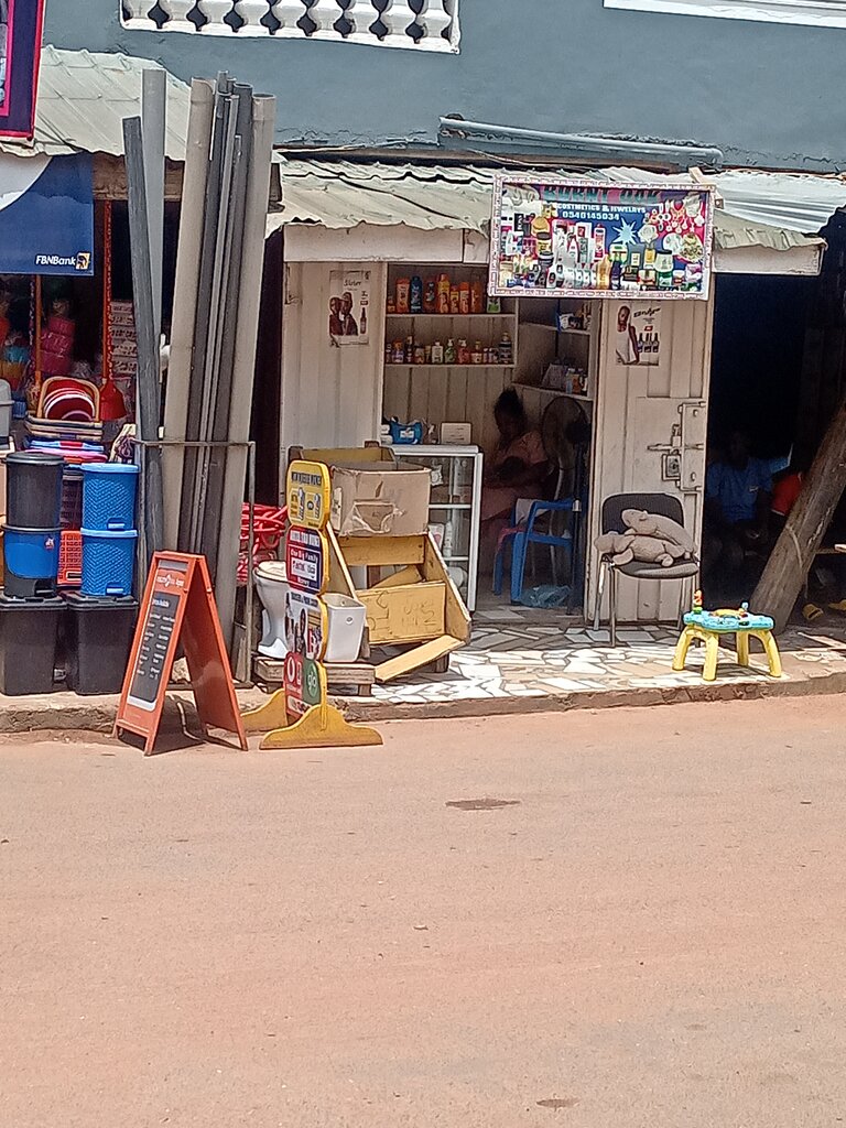 Kozmetik ve parfümeri mağazaları Burnt oak, Dünya, foto