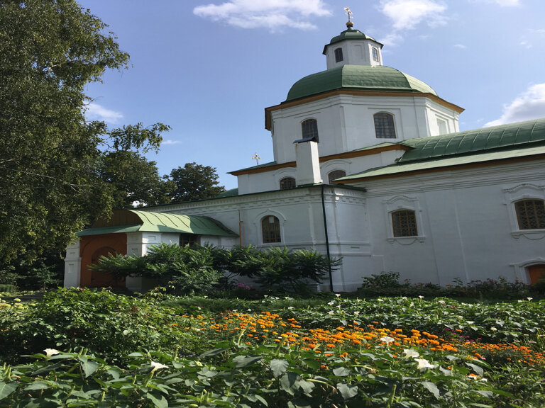 Ortodoks kiliseleri Cathedral of the Life-Giving Trinity, Trubçevsk, foto