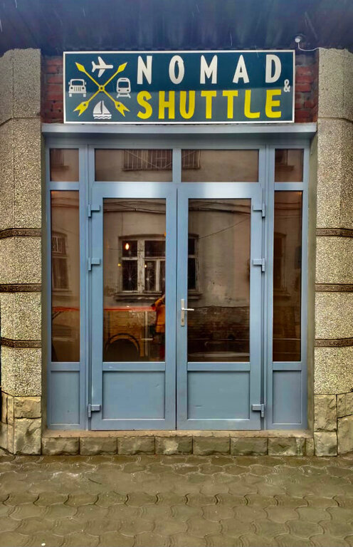 Bar Nomad and Shuttle, Krasnodar, foto