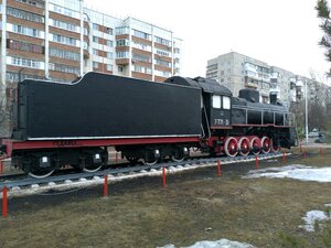 Паровоз Эр 771-31 (Republic of Bashkortostan, Ufa, ulitsa Ukhtomskogo), teknoloji anıtı  Ufa'dan