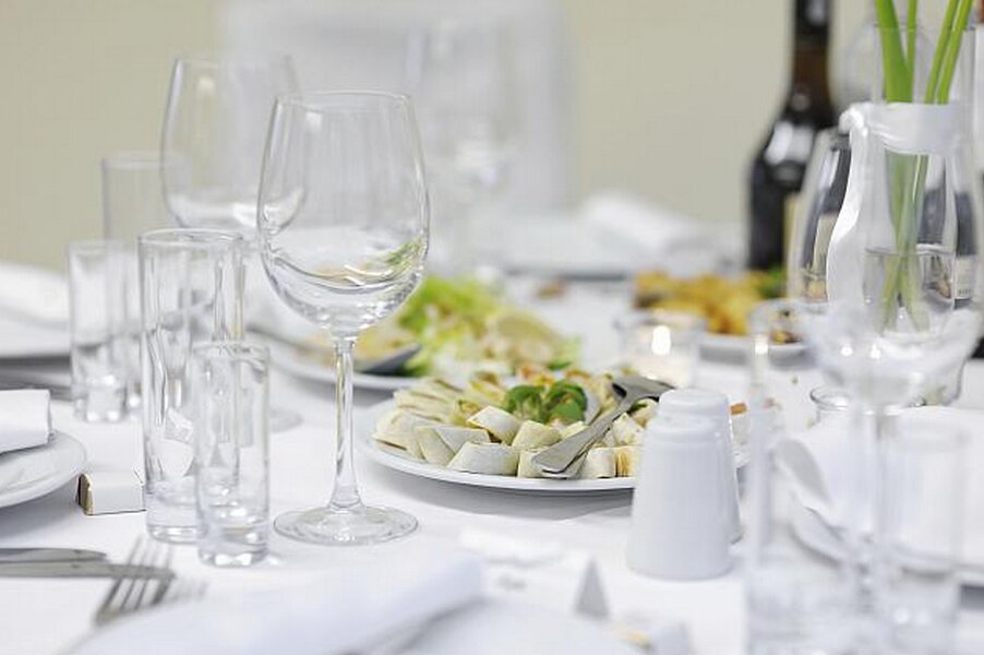 Hazır yemek teslim servisleri Restaurace a jídelna Na růžku, Güney Bohemya Bölgesi, foto