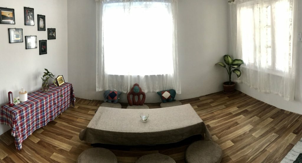 Otel Apartment with mountain and lake view, Pokhara, foto