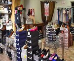 Sottosopra Negozio di Scarpe e Abbigliamento Donna (Piedmont, Provincia di Asti, Via Vittorio Alfieri), giyim mağazası  Asti'den