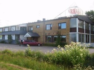 Hotel Takka-Valkea (Lappi, Salla, Savukoskentie, 1), otel