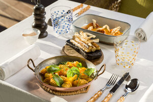 La Case (Pays de la Loire, Maine-et-Loire, Saint-Barthélemy-d'Anjou), restoran  Saint Barthelemy'den