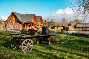 Tihaya Zavod (Olshanskaya ulitsa No:26, derevnya Novyye Bateki), restoran  Smolenskaya oblastından