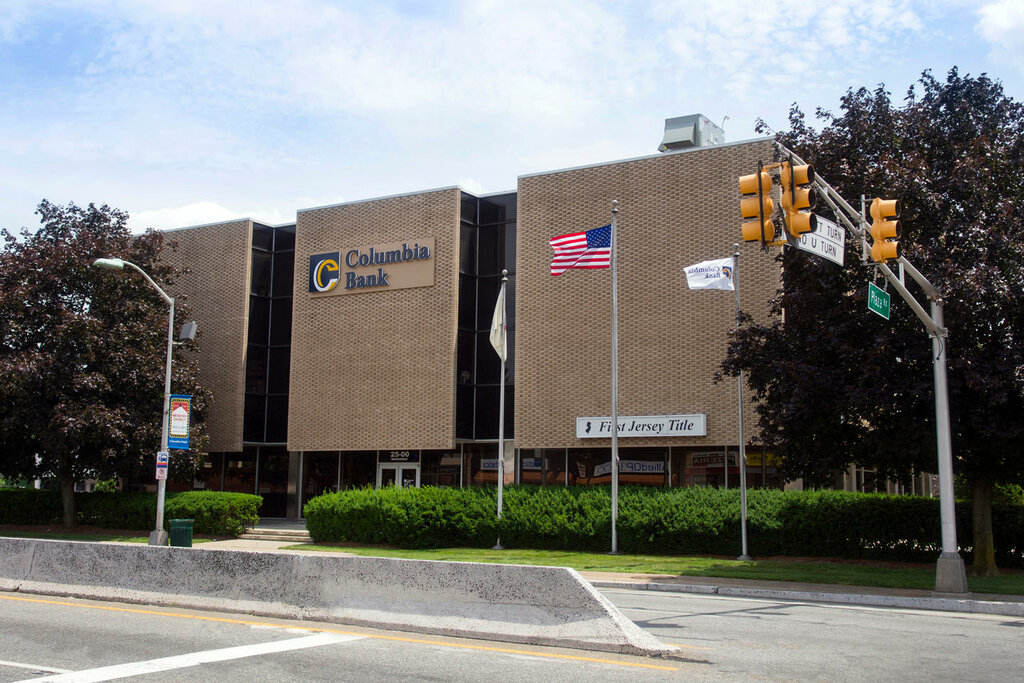 ATM'ler Columbia Bank, New Jersey Eyaleti, foto