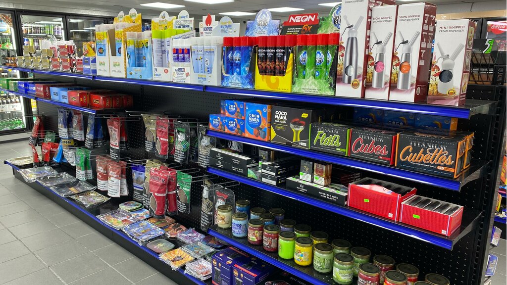 Kahve dükkanları 321 Smokeshop, Tennessee Eyaleti, foto