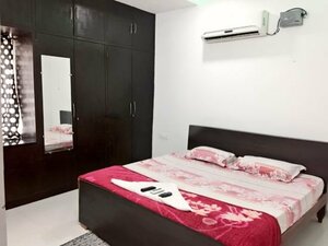Prestige service apartment (State of Telangana, Greater Hyderabad Municipal Corporation, Hyderabad, Serilingampally), otel  Haydarabat'tan