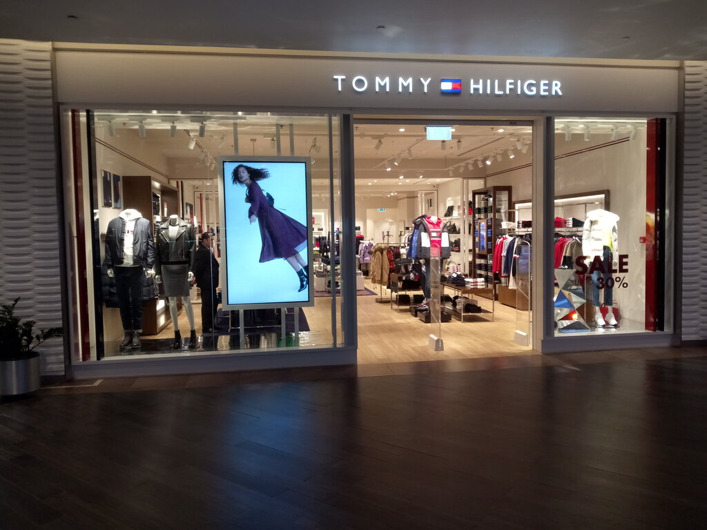 Giyim mağazası Tommy Hilfiger, Moskova ve Moskovskaya oblastı, foto