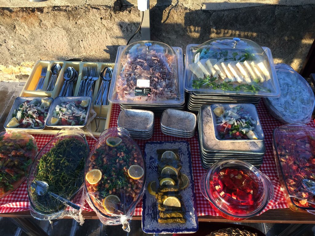 Kamp alanları Taş Camping Assos Bademli, Ayvacık, foto