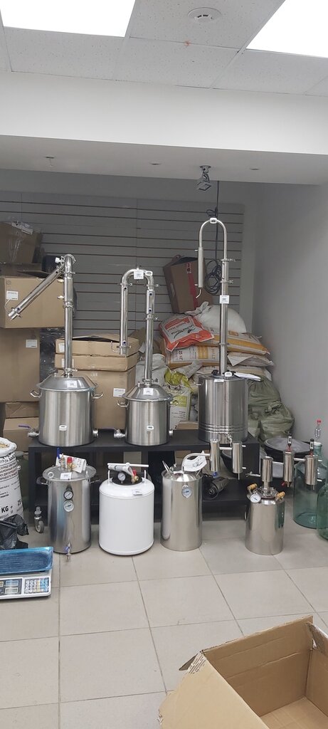 Ev yapımı içki ekipmanları Domashneye vinodeliye, Nijni Tagil, foto