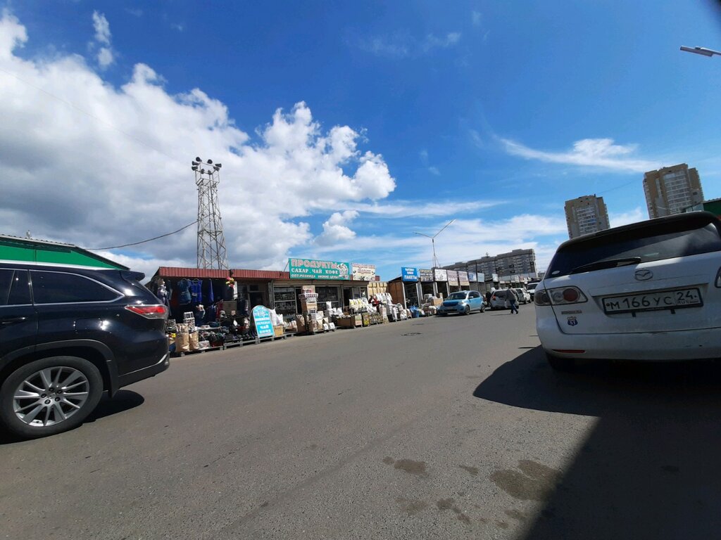 Kasap, şarküteri Пять поросят, Krasnoyarsk, foto