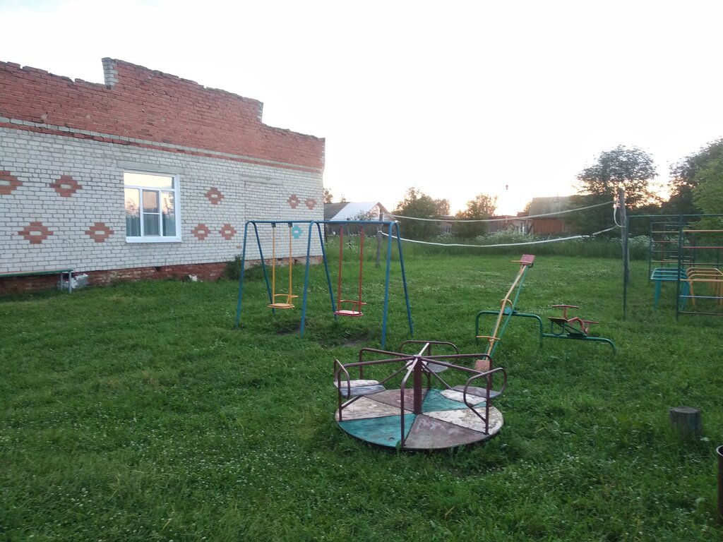 Oyun alanı Playground, Yaroslavskaya oblastı, foto