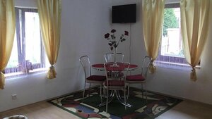 Penzion U Bernardýna (Plzeňský kraj, Tachov, mesto Tachov), otel  Dünya'dan