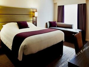 Premier Inn Swindon Central (England, Swindon, Swindon, Cricklade Road), otel  Swindon'dan