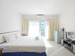White Sky Boutique Hotel (Phuket, Kathu, Pa Tong, Ban Mon), otel