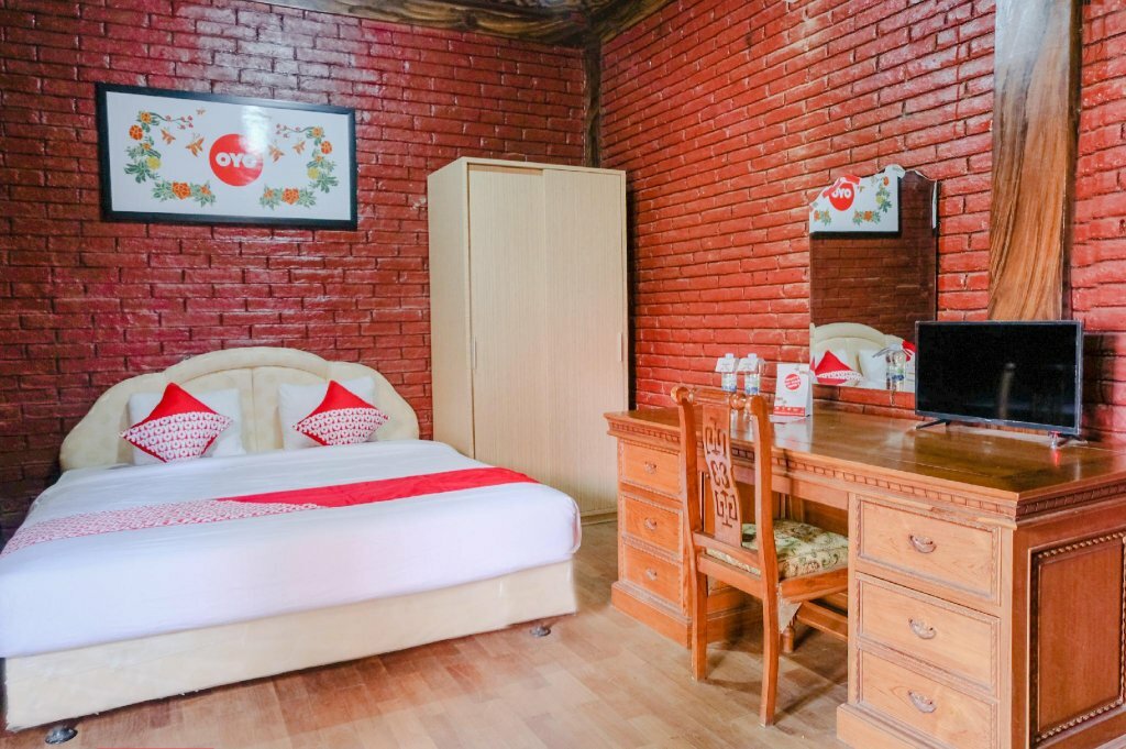 Otel Oyo 774 Villa 007 Sengkaling, , foto