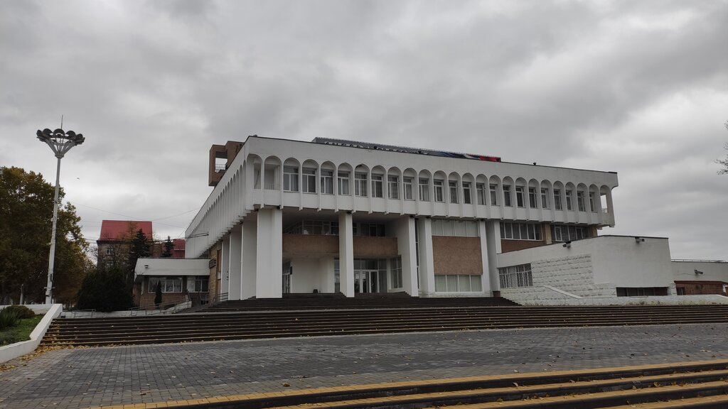 Çocuk ve gençlik merkezleri Palatul creativității copiilor și tinerilor, Tiraspol, foto