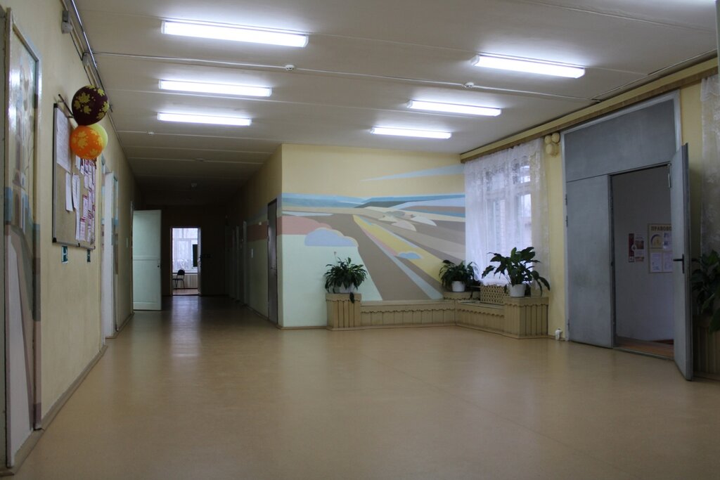 Ortaokul Шуваловская средняя общеобразовательная школа, Kostromskaya oblastı, foto