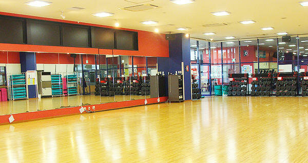 Fitness kulüpleri コナミスポーツクラブ 星ヶ丘, Nagoya, foto